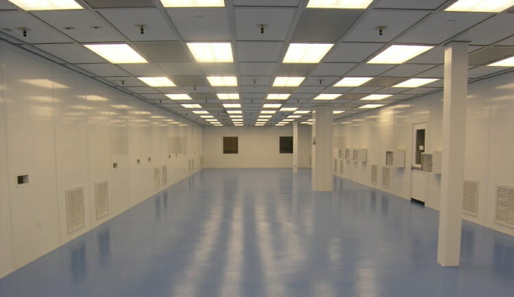 Positive vs. Negative Airflow Cleanrooms | AJ Manufacturing